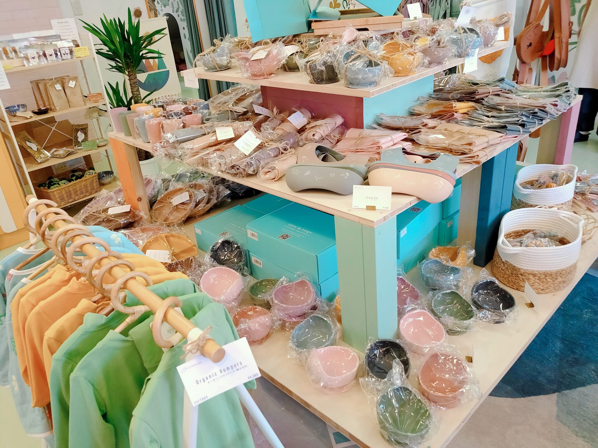 【Tots＆Togs（トッツアンドトグス）】プレイルーム併設のおしゃれ過ぎるベビー&キッズ用品店｜札幌市北区 | ユルキタ