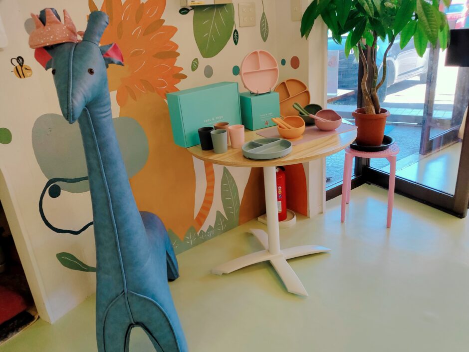 【Tots＆Togs（トッツアンドトグス）】プレイルーム併設のおしゃれ過ぎるベビー&キッズ用品店｜札幌市北区 | ユルキタ